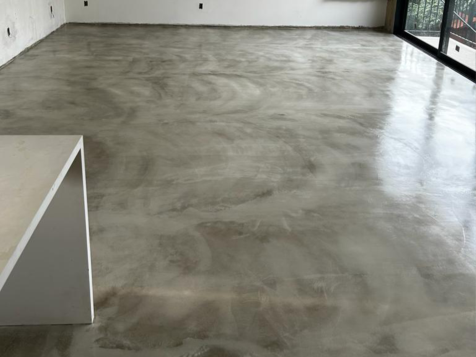 cimento-queimado-piso1600x1200 - EvoPiso - Piso de Epoxi, Piso de ...